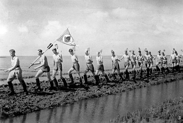 Nazi Era - The Reich Labour Service